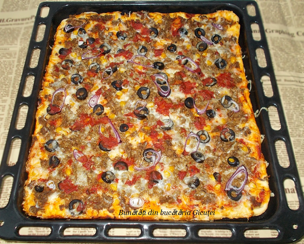 Pizza cu ton – Bucătăria Gicuței
