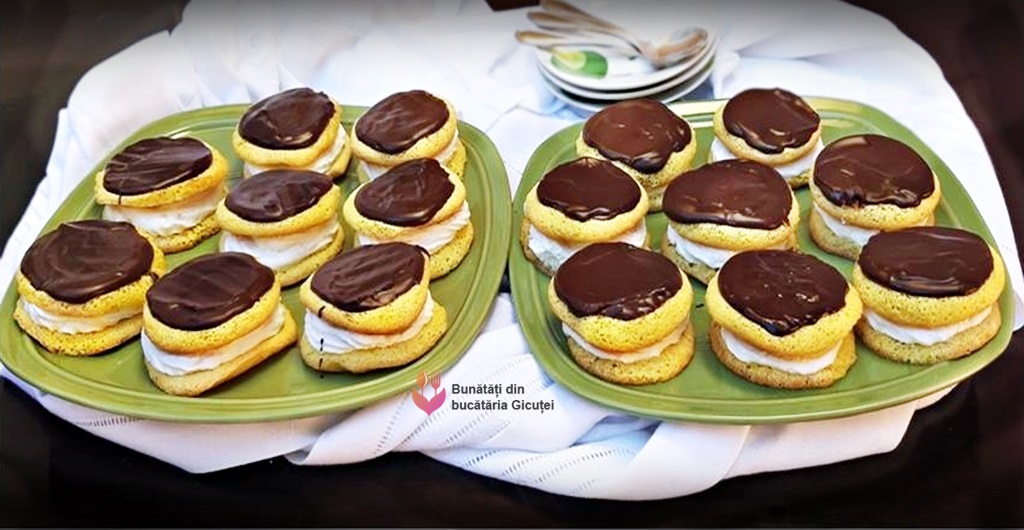 Prajituri Indiene cu frisca – Bucătăria Gicuței