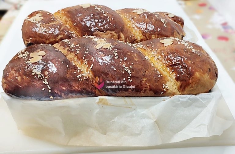 Cozonac pufos cu lapte acru – Bucătăria Gicuței