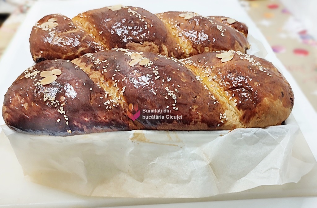 Cozonac pufos cu lapte acru – Bucătăria Gicuței