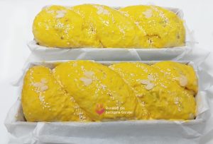 Cozonac pufos cu lapte acru – Bucătăria Gicuței